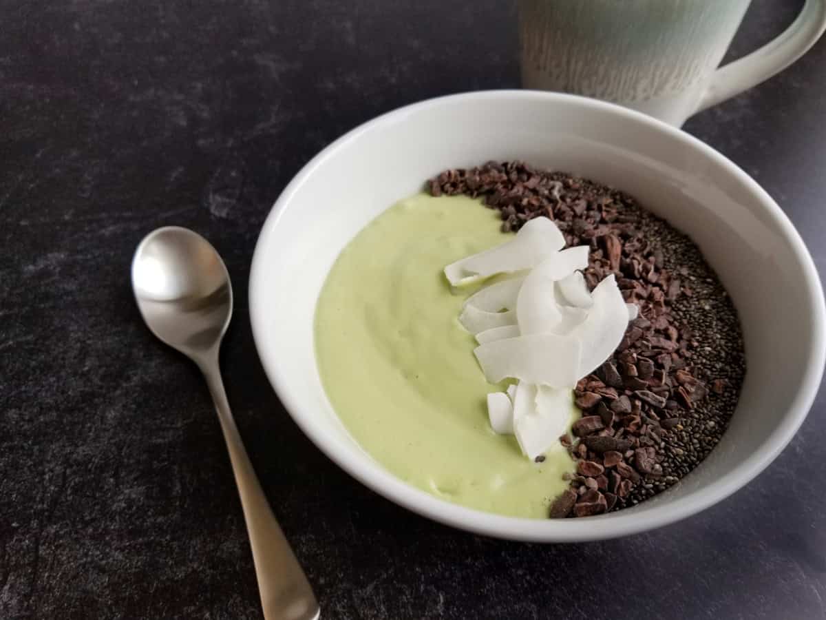 Ginger Matcha Smoothie Bowl - Casual Foodist