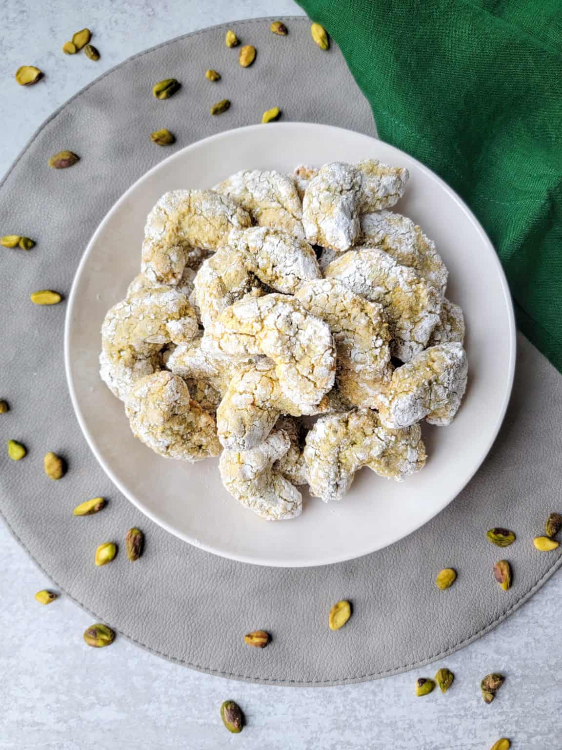 Italian Pistachio Cookies (Paste di Pistacchio) - Casual Foodist