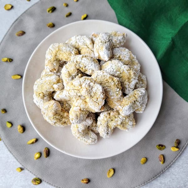 Italian Pistachio Cookies (Paste di Pistacchio) - Casual Foodist